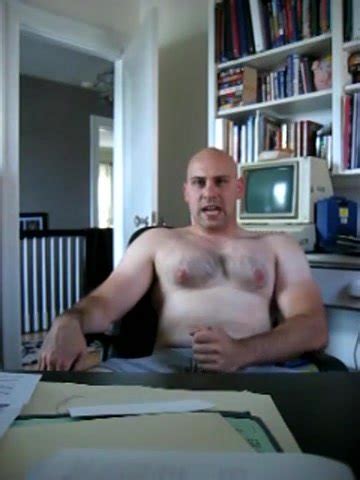 Guy With Nice Pecs Cums Thisvid Com
