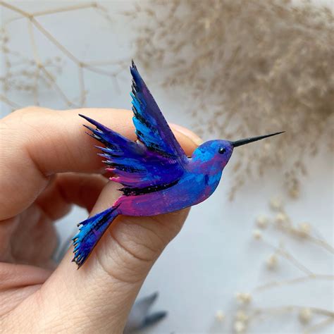 Деревянная брошь Колибри в интернет-магазине на Ярмарке Мастеров ...