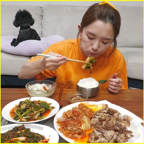 Hamzy Asmr Mukbang Eating Pork Belly And Kimchi Pork Belly Party