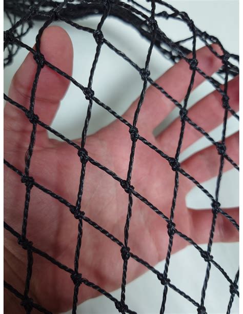 Black Polyethylene Mesh 25mm X 25mm Ideal For Flying Parks And Birds