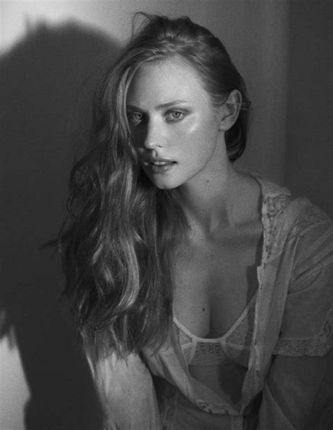 Deborah Ann Woll Pic