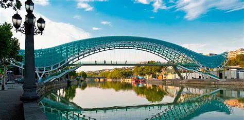 ხიდების ისტორიული მონაცემები თბილისში Race