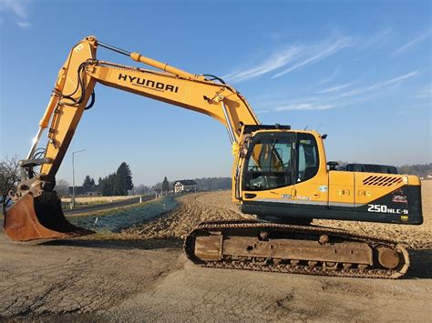 Download Hyundai R250lc 3 Crawler Excavator Service Repair Factory