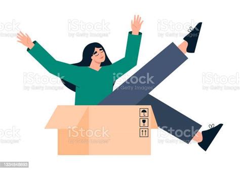 이전 개념입니다 행복한 젊은 여성이 집 아파트로 이사합니다 웃는 소녀 포장 또는 골판지 상자를 풀고 새로운 집으로 이주 이주 개념에 대한 스톡 벡터 아트 및 기타 이미지