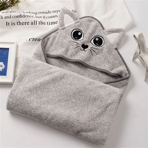 مناشف صغيرة للأطفال بقبعة 0 2 سنوات أبيض منقط متجر ريفي Coin