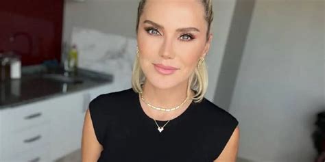 Ece Erkenden Nostaljik Paylaşım