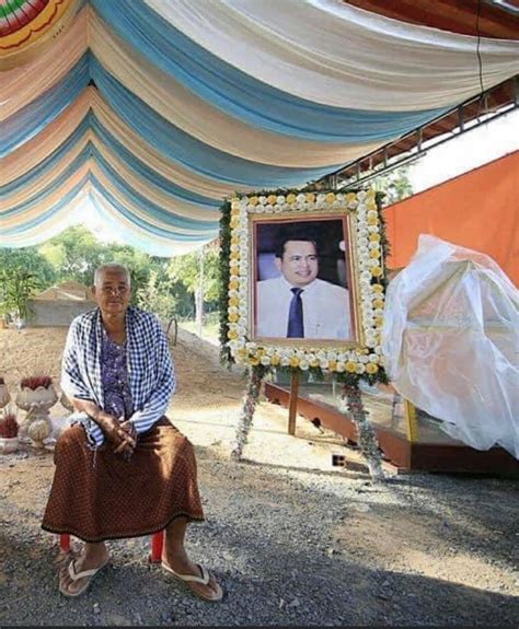 ខ្មែរអេីយ ជាតិ អេីយ … បទ Sou Khemrin Khmer Author