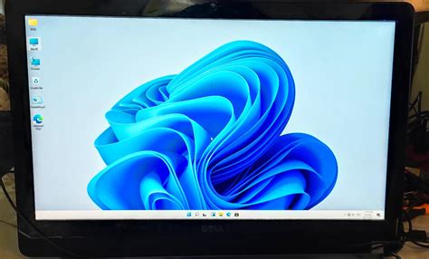 กำลังทำการทดสอบ Windows11ครับ เป็น Windowsล่าสุด จาก Microsoft โดยรวมความสวยงาม ระบบuiต่างๆ