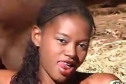 Seks w zoo ze zwierzętami treści pornograficzne o bestialstwie i filmy o seksie ze zwierzętami