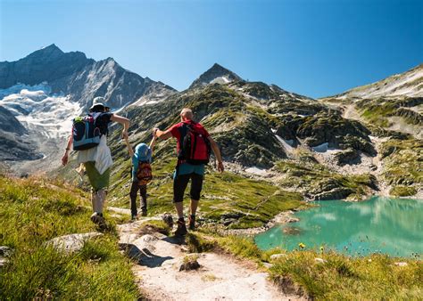 La Randonnée En Famille Et Entre Amis Partagez Laventure Et Découvrez Les Plus Beaux Sentiers