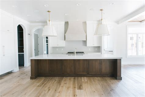 How To Determine Pendant Sizes For Kitchen Islands — Tami Faulkner Design