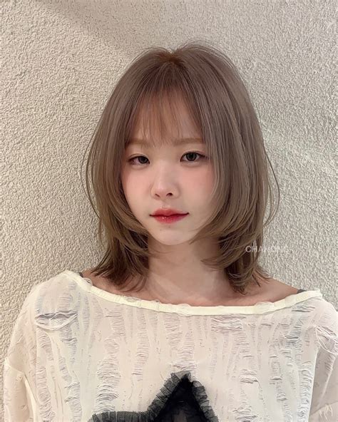 차홍아르더 청담점 김여정 헤어컨설팅 단발펌 레이어드펌 웨이브펌 단발머리가 지겨울때는 퐁실한 웨이브 러플펌 추천드려요🤎 ⠀ 문의 Dm Instagram