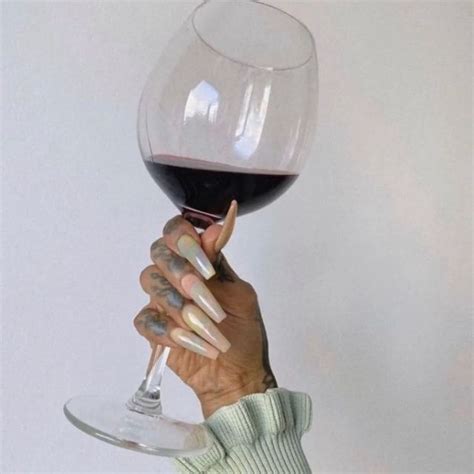 𝔼𝕄𝕄𝔸ℕ𝕌𝔼𝕃𝕃𝔸🤍 Drealella On Threads