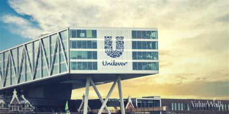 Nelson Peltz Welcomes New Unilever Ceo