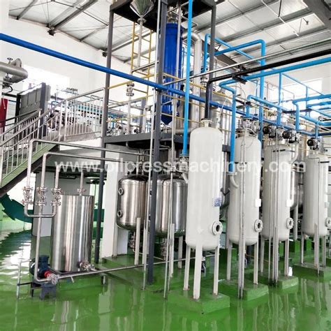 Ethanol Extractor Hexane Butane Solvent Extraction Machine Essential Oil Extraction Equipment