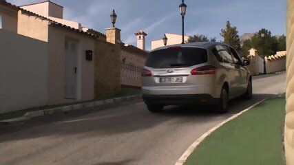 La Mari E S Enfuit Pour Baiser Avec Un Inconnu Lilou Sou