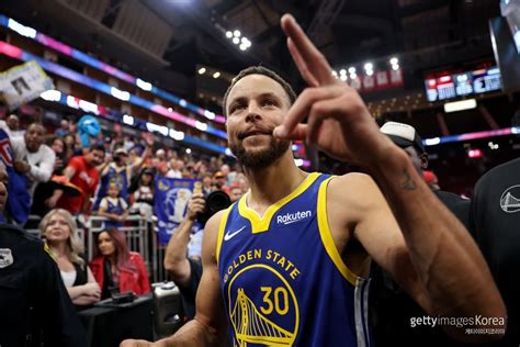 커리 연봉 678억 3시즌 연속 1위…릴라드 2026년 첫 6000만＄ 돌파｜스포츠동아