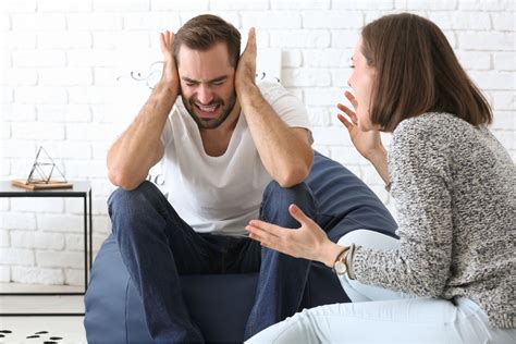 13 Signs Of A Controlling Woman Relationship And Life