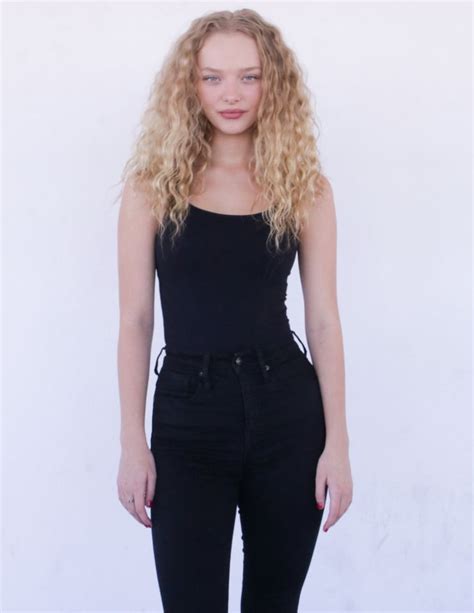 Picture Of Amiah Miller