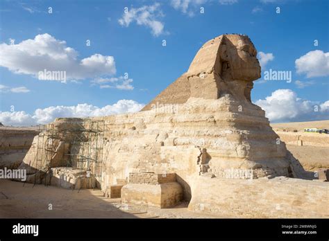 The Great Sphinx And The Great Pyramid Of Giza The Biggest Egyptian