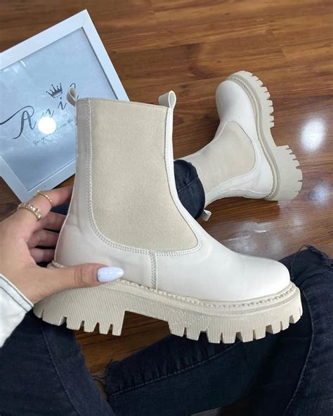 ۱۰ مدل نیم بوت دخترانه شیک پاییزی و زمستانی نیم بوت دخترانه جدید