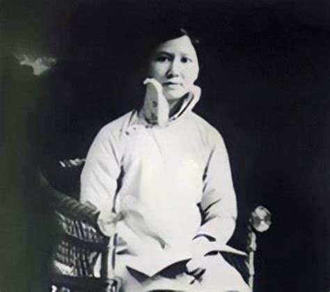 盧慕貞：孫中山先生的原配夫人，離婚後定居澳門，86歲與世長辭 每日頭條