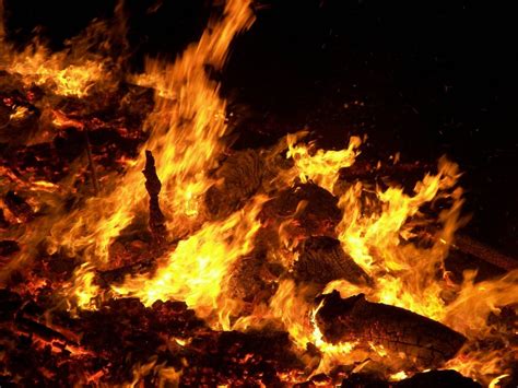 6 Gambaran Siksa Neraka Jahanam Yang Bikin Kamu Nggak Kuat Membayangkannya Wawasan Islam