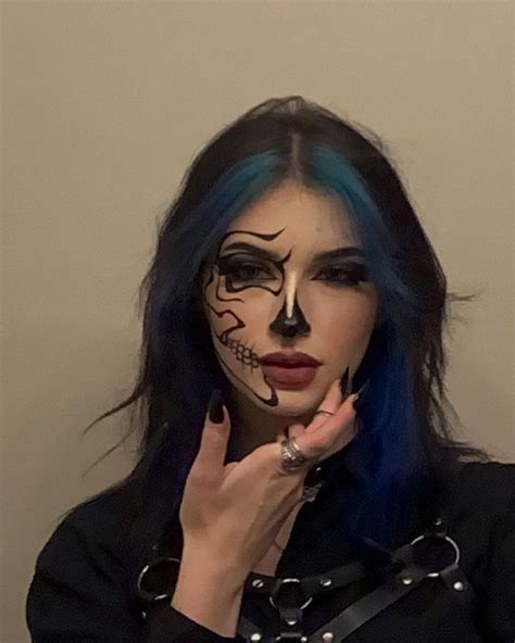 Pin De Mariana Raveli En Cabelo Maquillaje De Cara De Halloween