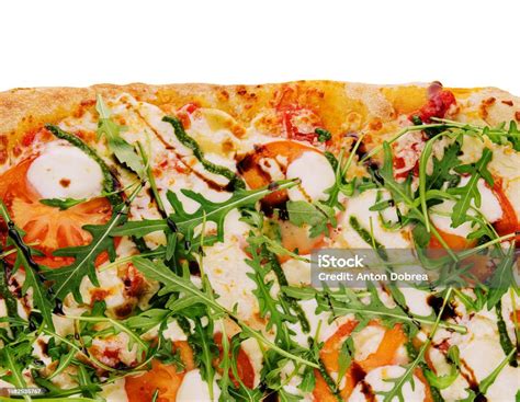 토마토 모짜렐라 치즈 아루굴라를 곁들인 이탈리아 피자 0명에 대한 스톡 사진 및 기타 이미지 0명 건강한 식생활 녹색 Istock
