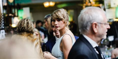 Taylor Swift And Joe Alwyn Showed A Lot Of Pda At The Bafta Award Dinner