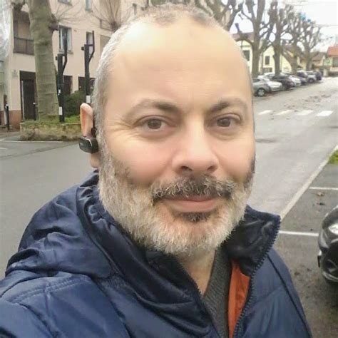 Vincent Garcia Medium