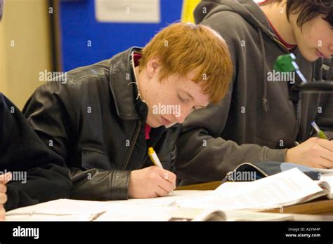 Physics In Sixth Form Hi Res Stock Photography And Images Alamy