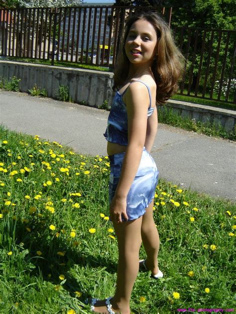 Agency Models Katarina Set 014 Sweet Models