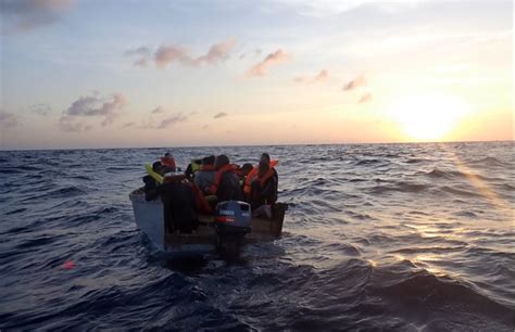 Guardia Costera Repatría A 59 Migrantes Primera Hora