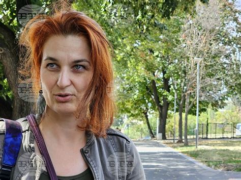 Специалисти от Лесотехническия университет в София обследват дървесните видове в Русе Утро