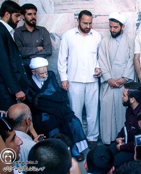 آیت‌الله العظمی حاج شیخ محمدتقی بهجت در آیینه تصاویر5 تصاوير بزرگ