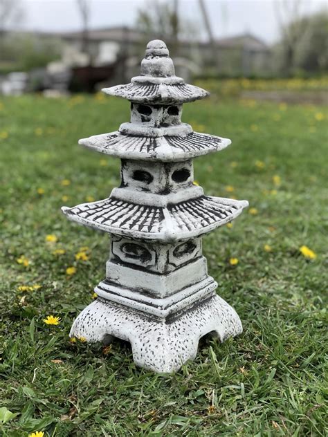 Садова фігура пагода скульптура Японський ліхтарик бетонний ліхтарик сіро чорного кольору на 3