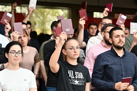 Indeks Gore Studenti PoruČuju Dekanica Fakulteta Nije Htela Da Nas