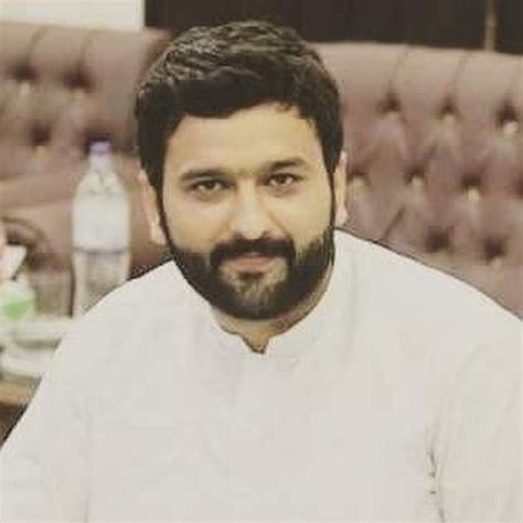 W Exploring World Youtube