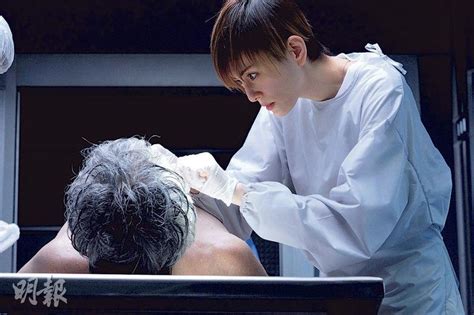 米倉涼子剪短髮扮靈柩運送員 20220914 娛樂 每日明報 明報新聞網