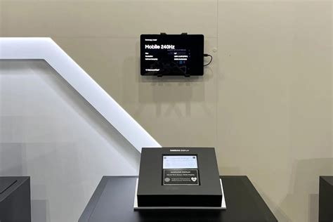 Samsung Revoluciona Ecrã Oled Com Sensor Biométrico E Medidor De