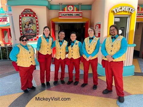 Disneyland Toontown Full Guide Land Tour Hidden Details New Dining