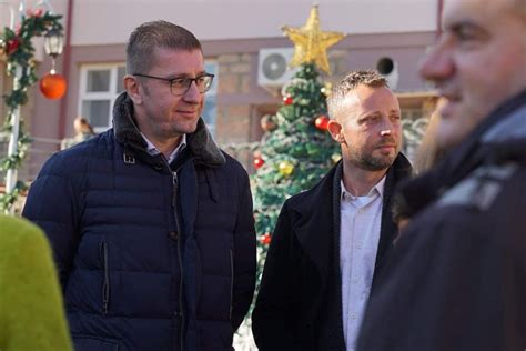 Христијан Мицкоски On Twitter Денеска сме во Вевчани да ја продолжиме традицијата со