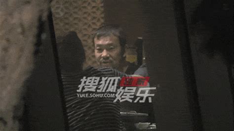独家廖凡霍昕会友吃饭 两人任性穿搭如退休老夫妻 搜狐大视野 搜狐新闻