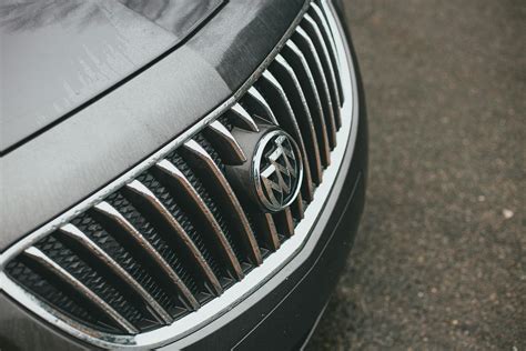 가벼운 강철 광택 광택이 있는 깨끗한 도로 독특한 디자인 램프 럭셔리 메탈릭 명성 반짝반짝 빛나는 방향 표시등 범퍼 부동산 비싼 새로운