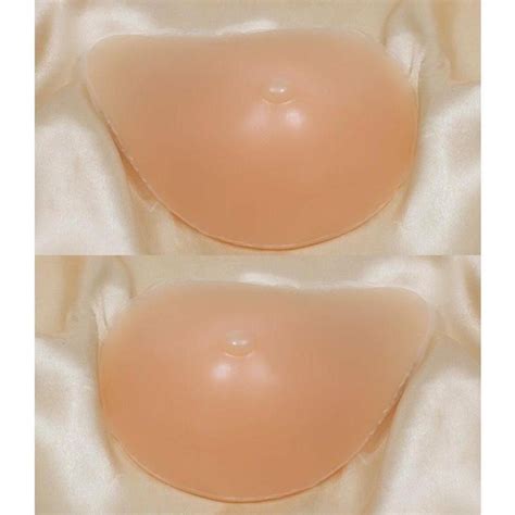 เต้านมเทียม เสริมหน้าอกด้วยซิลิโคนทางการแพทย์ ทรงหยดน้ำนิ่มเป็นธรรมชาติ ซิลิโคนเต้านม