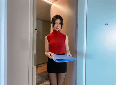 抖娘利世 职场规则视频 Cos君