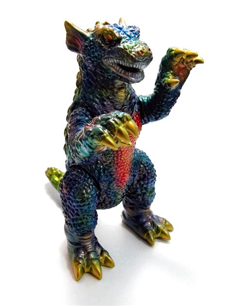 GORGO! + A New Custom!