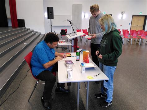 2023 Aktuelles Lesung Shusterman 01 Gymnasium Limmer