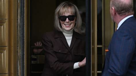 دونالد ترامب إدانة الرئيس الأمريكي السابق بالاعتداء الجنسي أمر تطلب شجاعة كبيرة الغارديان